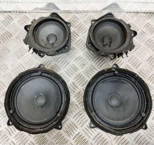 Динамик Audi A4 B5 2.5 8d0035412b