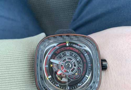 Часы Sevenfriday