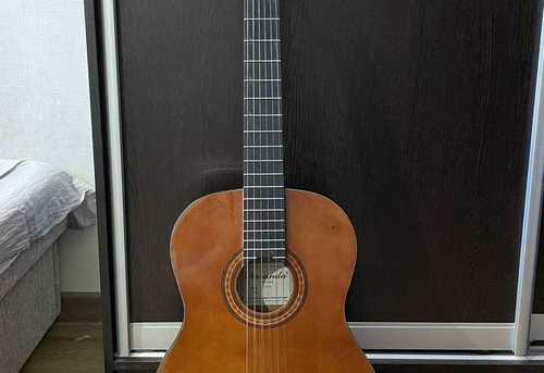 Классическая гитара Naranda CG-220 + чехол