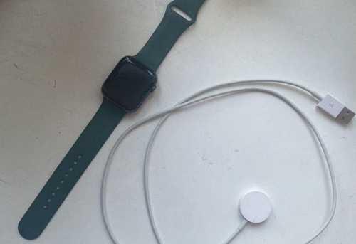Часы apple watch SE 44 mm бу