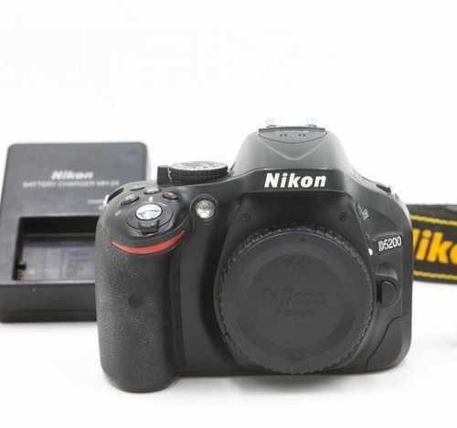 Nikon D5200 Body