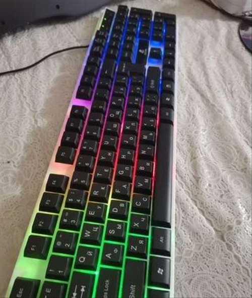 Светящаяся клавиатура новая