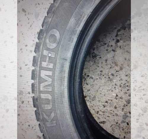 Kumho WinterCraft Ice WI31 205/55 R16