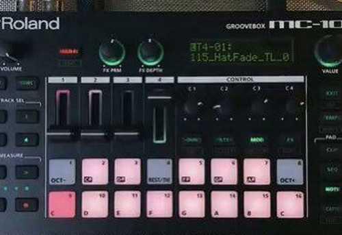 Roland mc 101