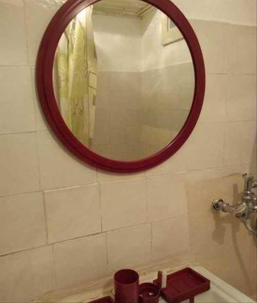 Зеркало для ванной и её принадлежности