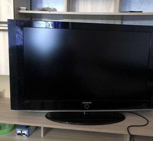 Телевизор Samsung LE-40S81BX/BWT 40 дюймов