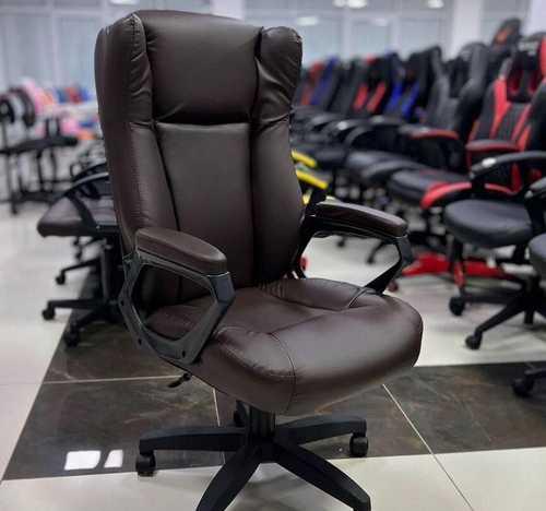 Офисное компьютерное кресло Адмирал (цвета)