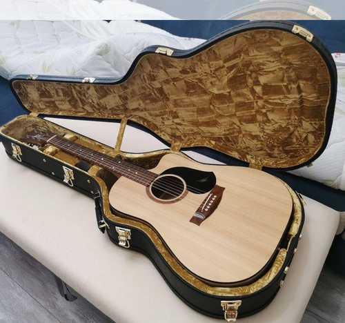 Электроакустическая гитара Maton SRS60C