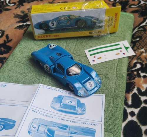 Модель автомобиля dinky toys matra 630