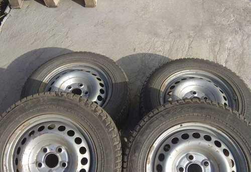 Nokian Tyres Hakkapeliitta C Van 205/65 R16C C