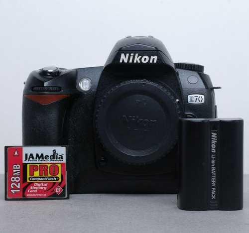 Фотоаппарат Nikon D70 body на запчасти