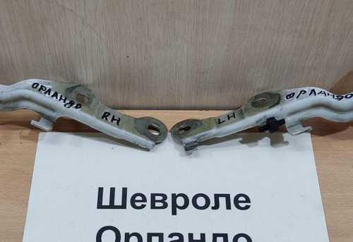 Петля капота Chevrolet Orlando, 2013г