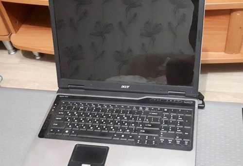 Старенький ноутбук Acer на Core Duo с 17" дисплеем