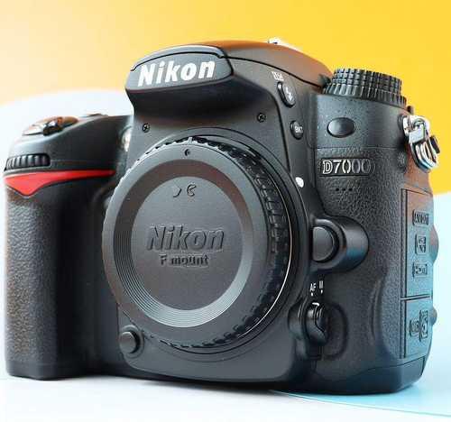 Фотоаппарат Nikon D7000 body