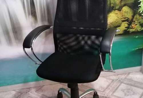 Компьютерное кресло в отл. Сост