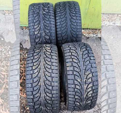 Pirelli Winter Carving Edge 275/40 R20 и 315/35 R20 110T