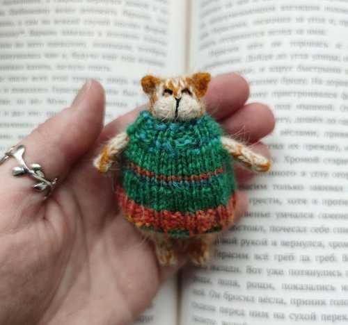 Вязаный котик