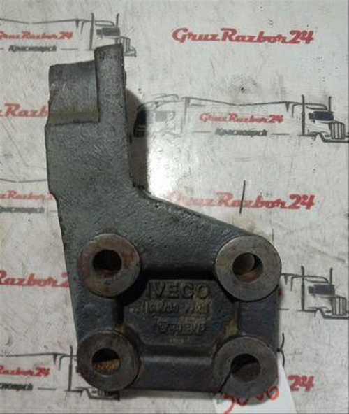 Кронштейн двс задний Iveco Cursor 13 RH 500307725