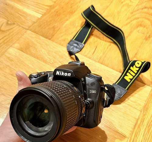 Фотоаппарат Nikon D90