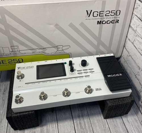 Гитарный процессор mooer GE250