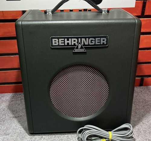 Комбо усилитель Behringer BX108