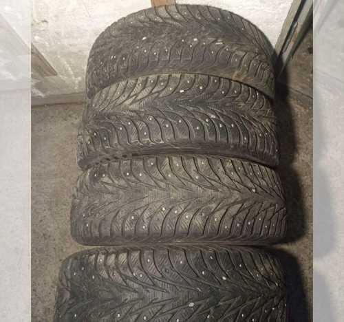 Yokohama Ice Guard IG35 215/65 R16