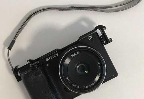 Фотоаппарат sony a6300 + meike 25mm f/1.8