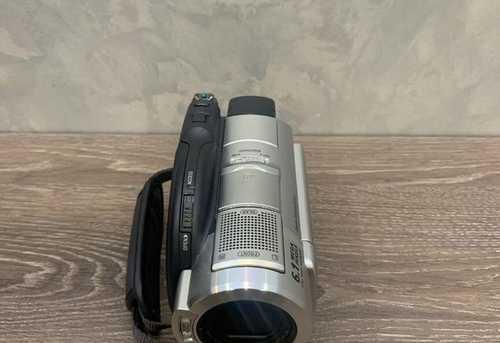 Видеокамера Soni. Модель DCR -DVD508
