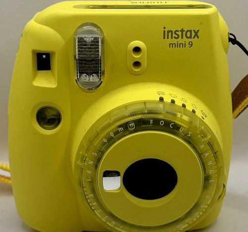 Пленочный фотоаппарат Instax mini 9