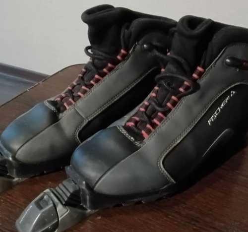 Лыжные ботинки fischer с креплениями salomon