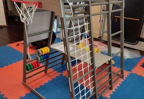 Детский игровой домик, пространство на заказ