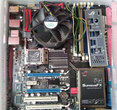 Asus Rampage II Extreme LGA1366, i7 930, 10GB DDR3