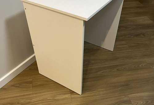 Компьютерный стол IKEA Маррен