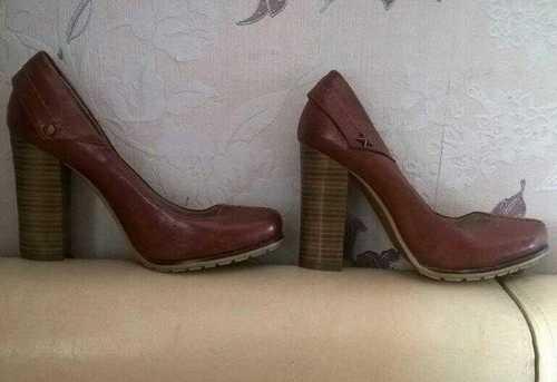 Туфли новые женские