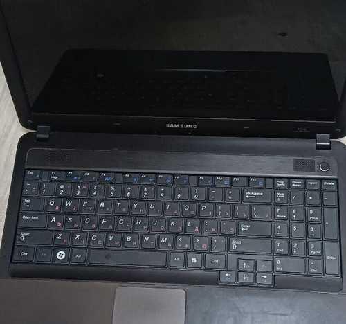 Ноутбук Samsung r540