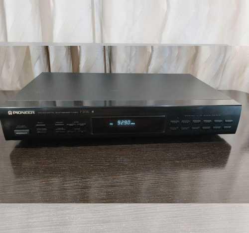 Тюнер pioneer F-202L