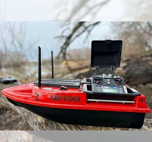 Прикормочный кораблик KarpFisher pirat GPS sport