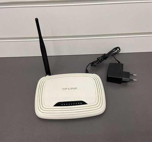 Wi-Fi роутер TP-link TL-WR740N