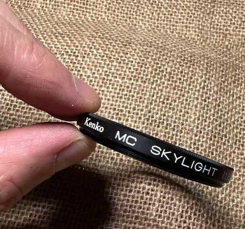 Светофильтр Kenko MC Skylight (1B) 49mm