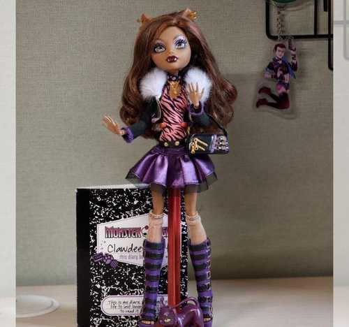 Кукла Monster High Клодин Вульф базовая