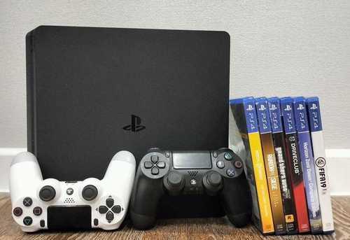Sony PlayStation 4 Slim с играми на дисках