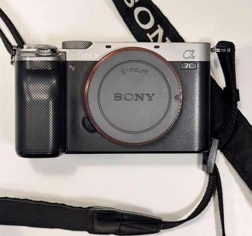 Камера Sony a7C body