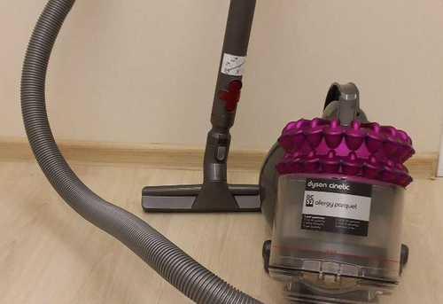 Пылесос dyson dc52