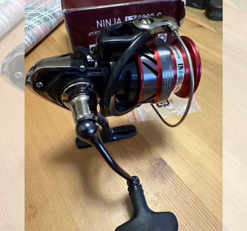 Катушка daiwa ninja LT 3000-c