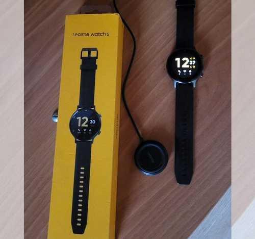 Умные часы realme watch s