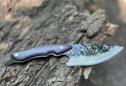 Нож шкуросъемный Акула