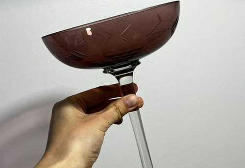 Марганцевое стекло ваза на ножке СССР