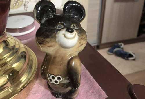 Фарфоровая статуэтка олимпийский мишка лфз