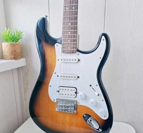 Электрогитара Squier Stratocaster HSS