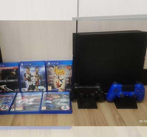 Продам sony playstation 4 1tb б/у  6 игр